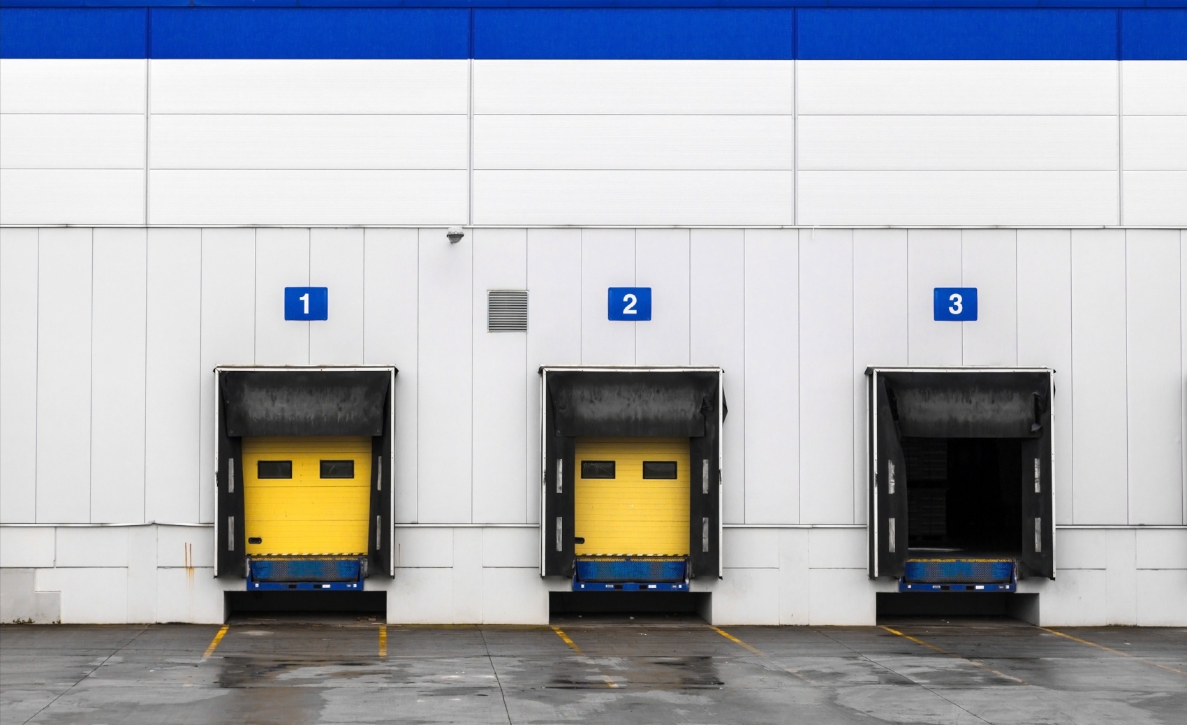 6 Warehouse Dock Maintenance Items You Need to Check Now