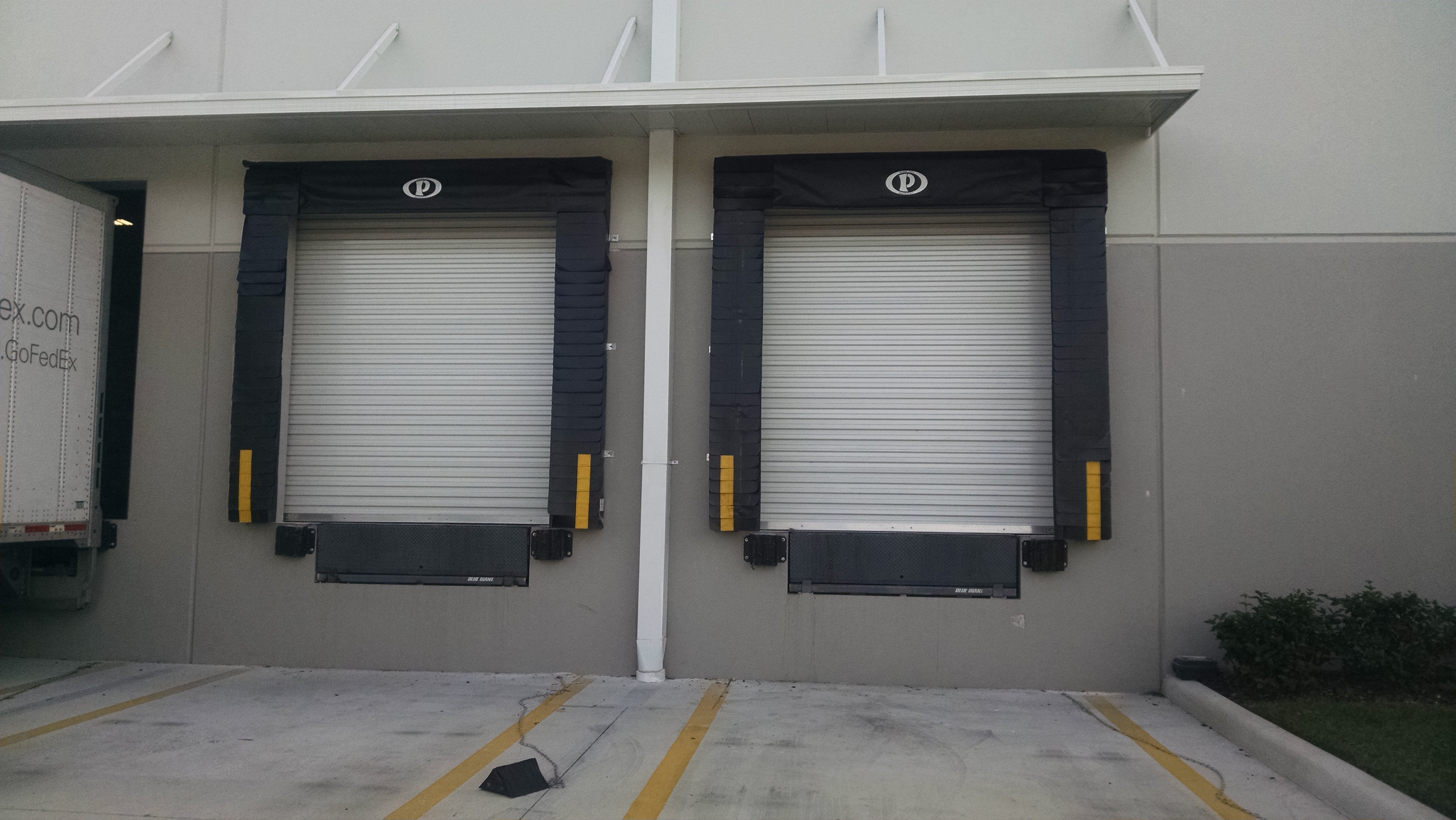 Warehouse Loading & Industrial Doors in Florida & Georgia | Concentric